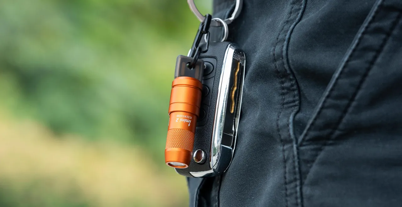 imini 2 초소형 충전식 키체인 랜턴 - Olight Korea